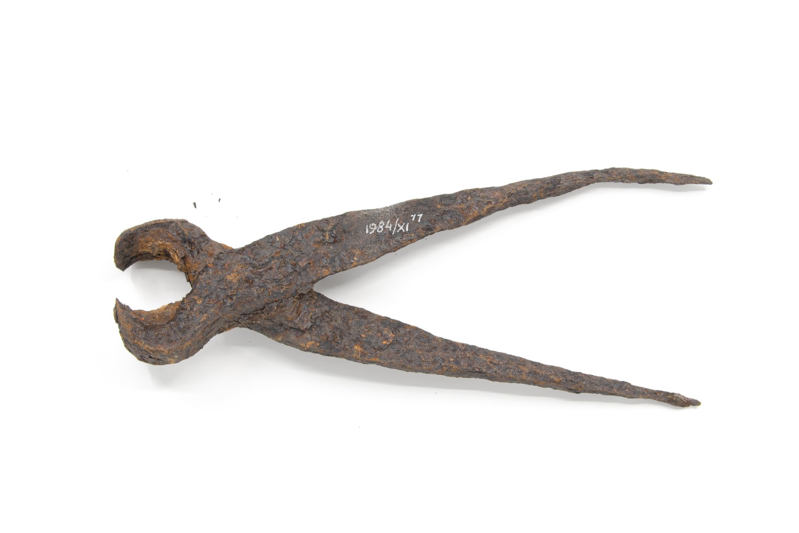 Iron tools | monsterarchief.net